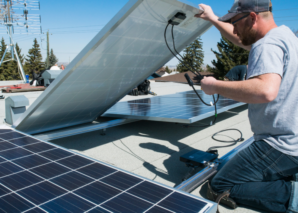 Reliable Solar Maintenance Services